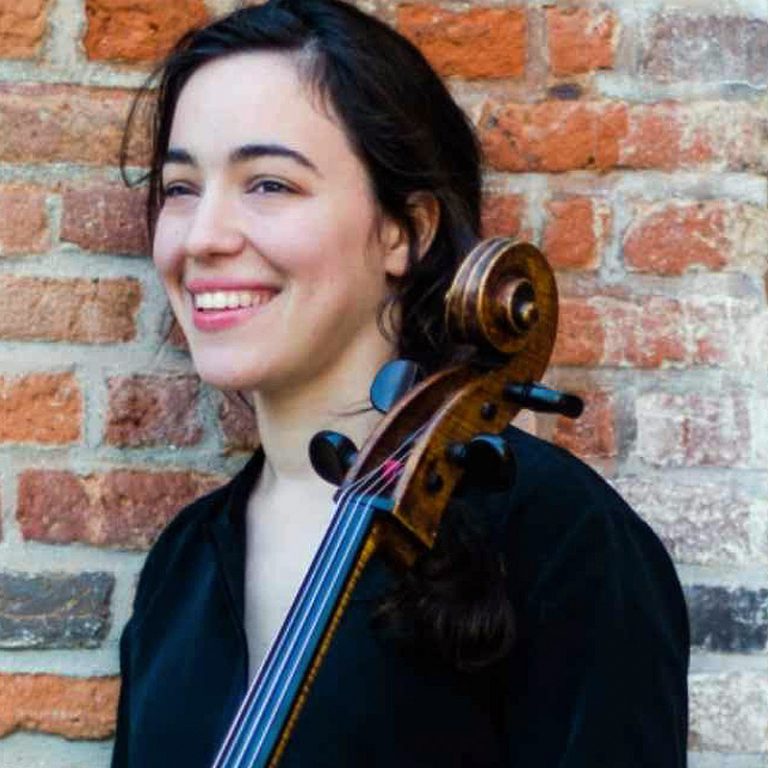 Lea Birnbaum, violoncelliste à L'Orchestre National du Capitole