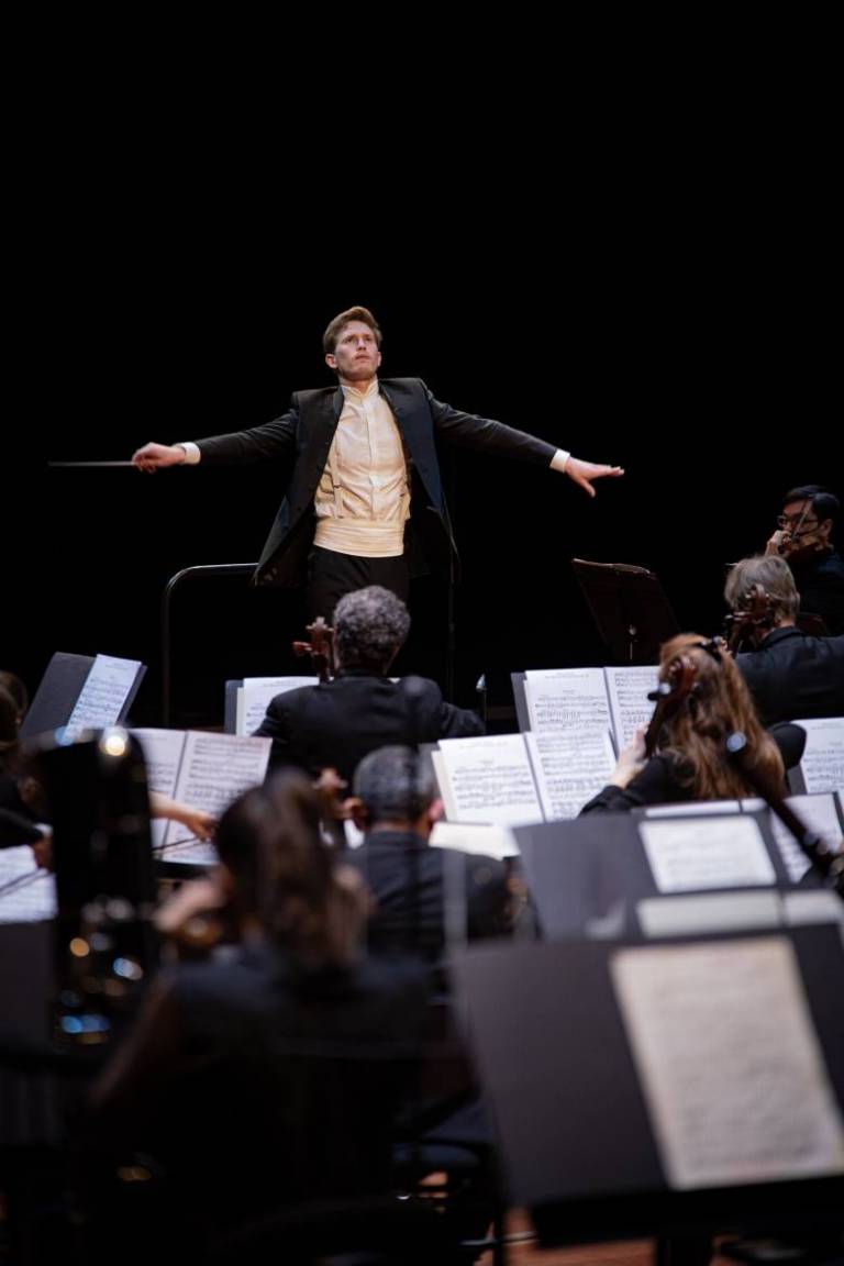Thomas Guggeis magnifique chef d'orchestre à retrouver très vite