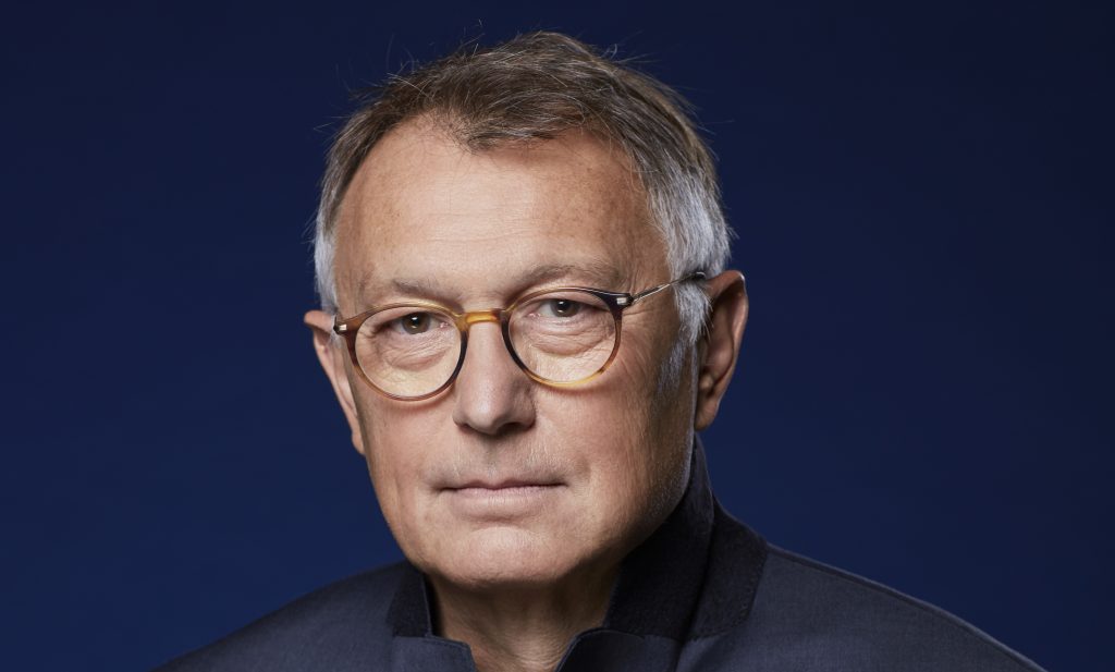 Est-ce ainsi que les hommes vivent ? de Patrick Besson