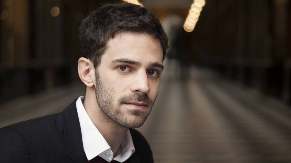 Adam Laloum : Musicien poète partout fêté a débuté à LAGRASSE. – Culture 31